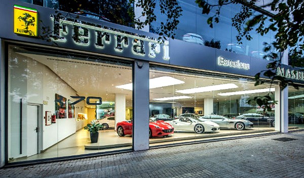 Ferrari en Barcelona - Concesionarios - Ferrari Club España